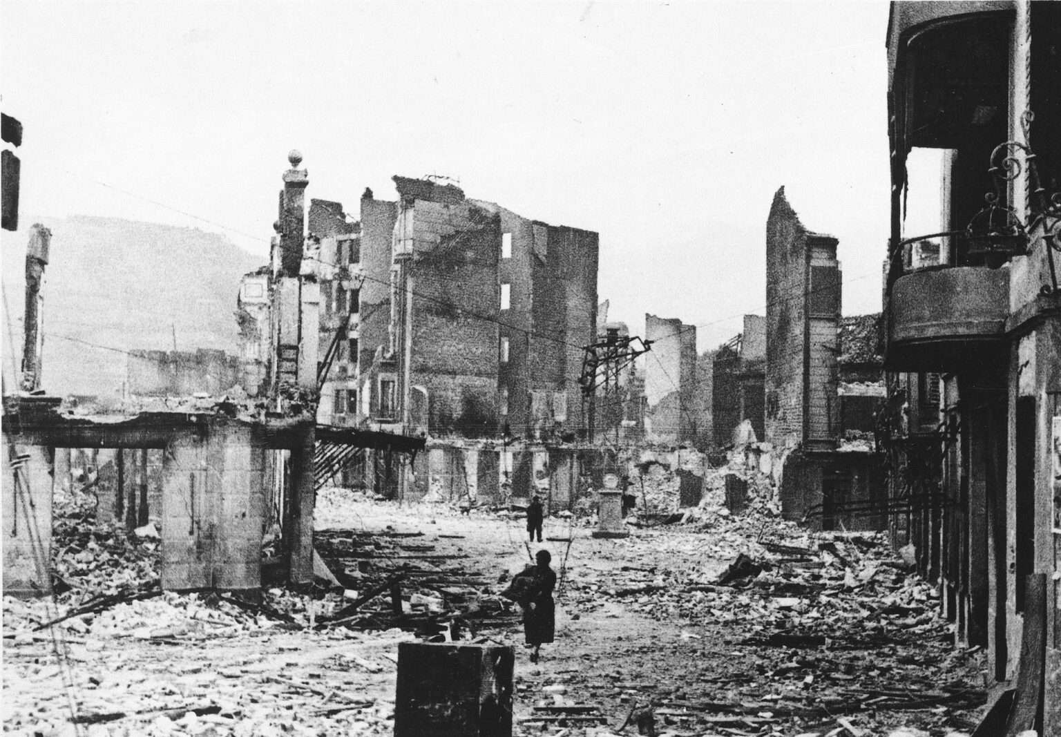 Efemérides 26 de abril: Guernica, el campo de pruebas de la Luftwaffe ...